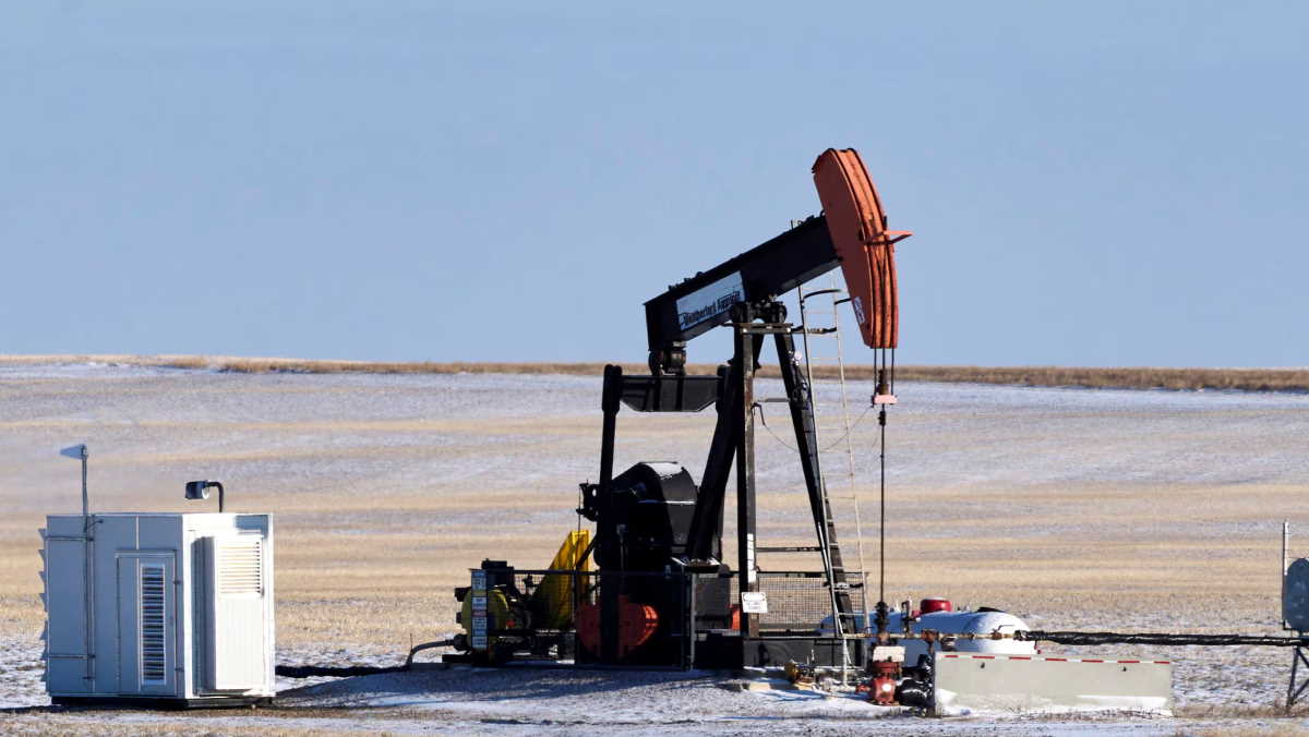 Baker Hughes reports U.S. rig count up 2 to 588 | Business | POST ...