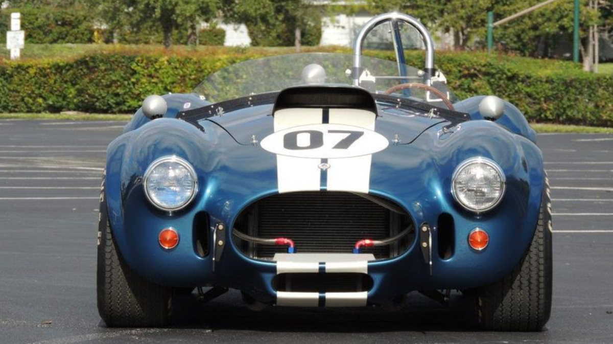 Shelby Cobra Diamond Edition, 800 horsepower of pure joy | Sea, Land ...