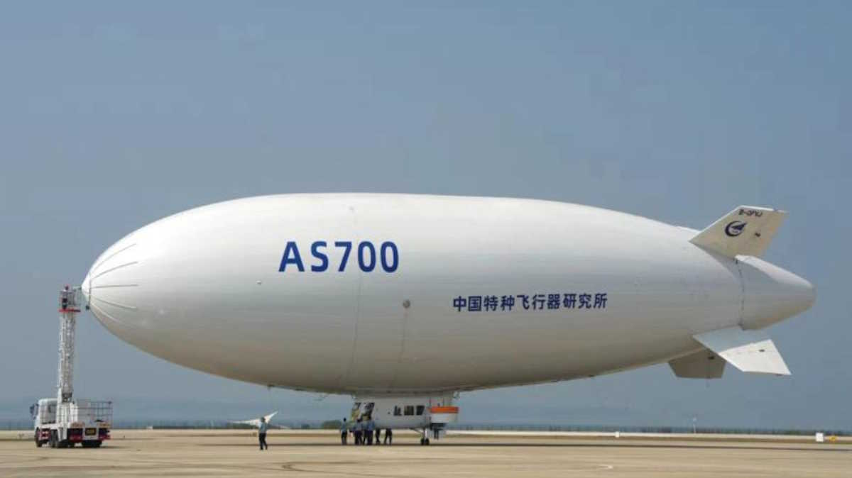 China-developed AS700 civil manned airship makes first ferry flight ...