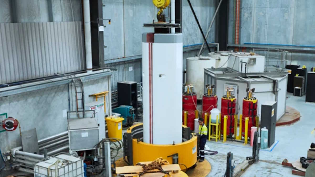 Australia opens first hyperbaric chamber test facility to boost oil ...