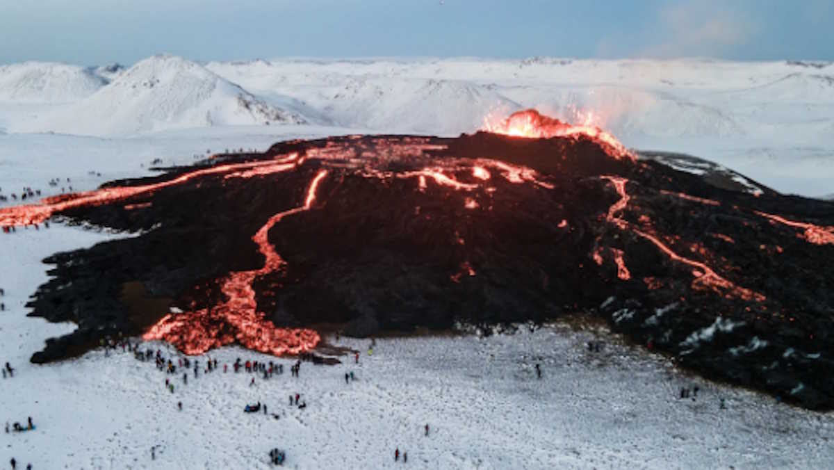 Iceland volcano eruption: Lava reaches defence barriers | News | POST ...