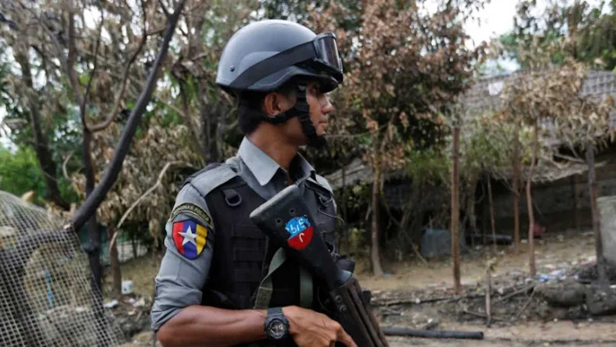 Myanmar police hand over 352 telecom fraud suspects to China | News ...