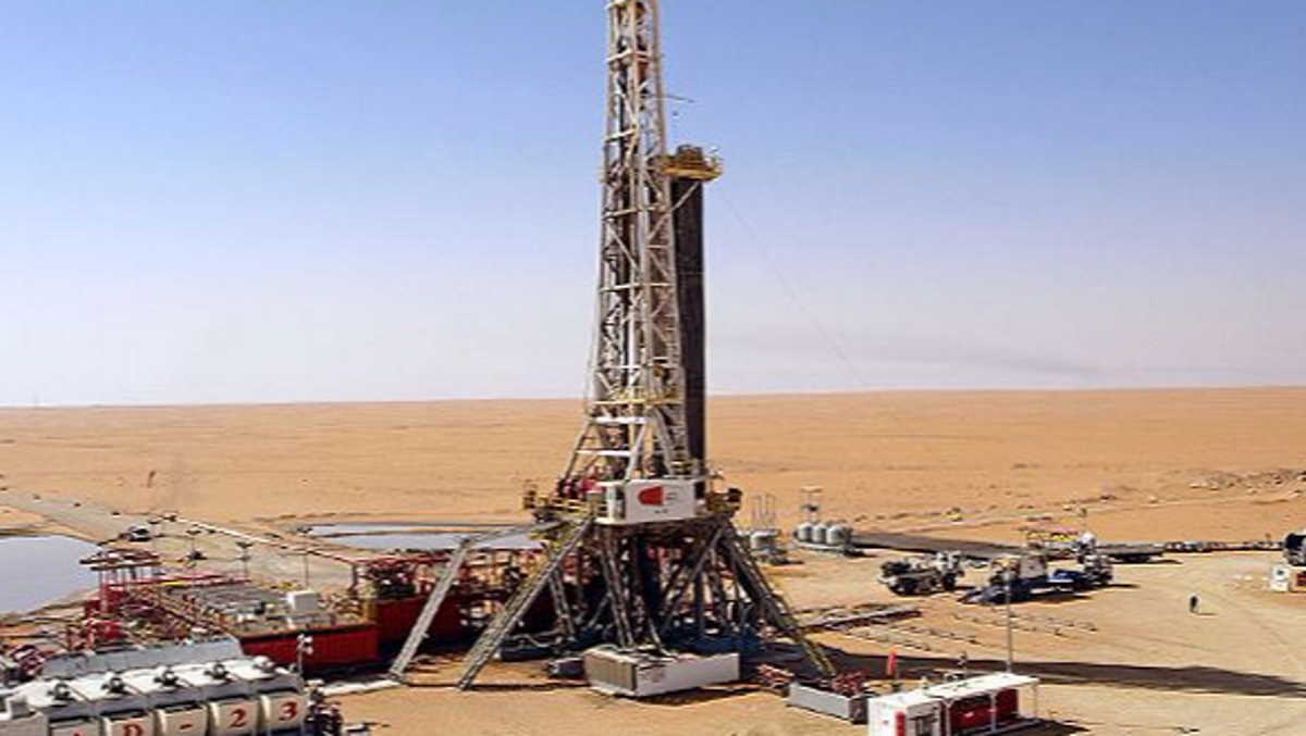 Iran to earn $115bn revenues in developing Azadegan oilfield | Business ...