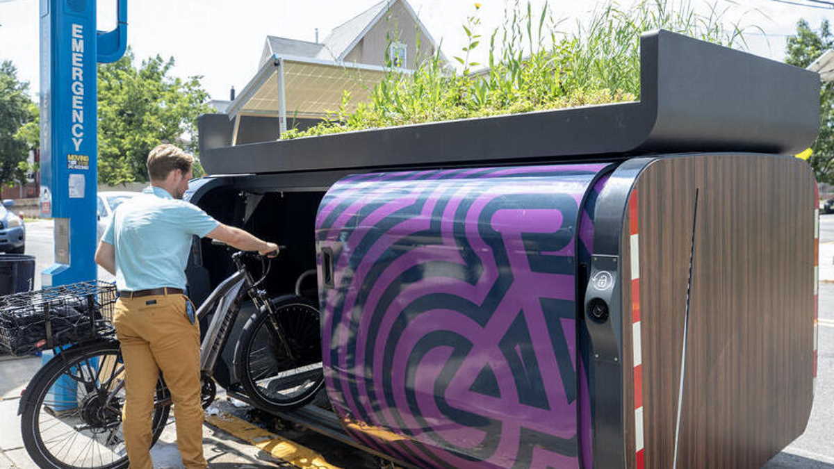 Jersey City mayor Fulop launches first free public bike storage network ...