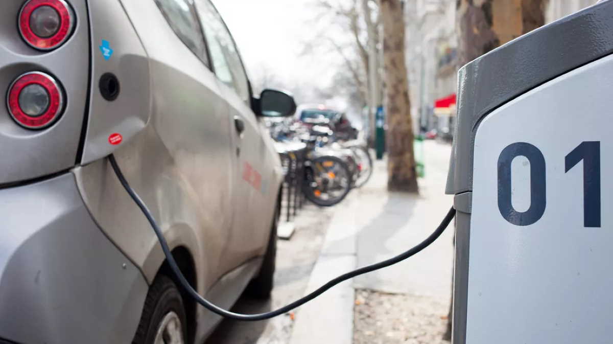 ARENA announces ultra fast highway charging network for electric ...