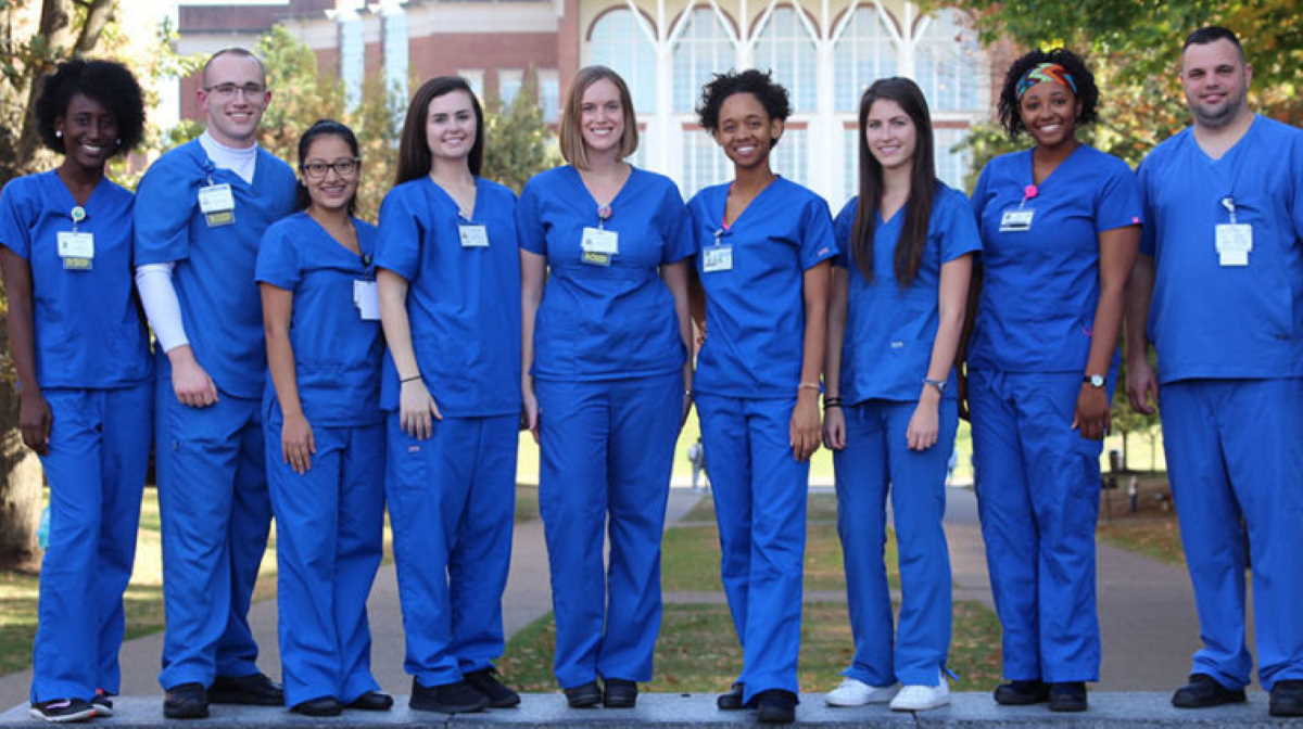 UK to double nursing apprentices and help deliver 50,000 more nurses ...