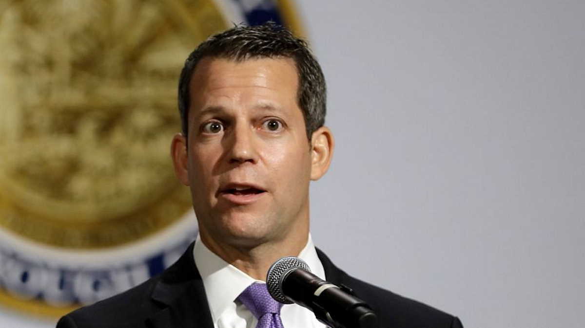 Florida Governor DeSantis suspends State Attorney over abortion law ...