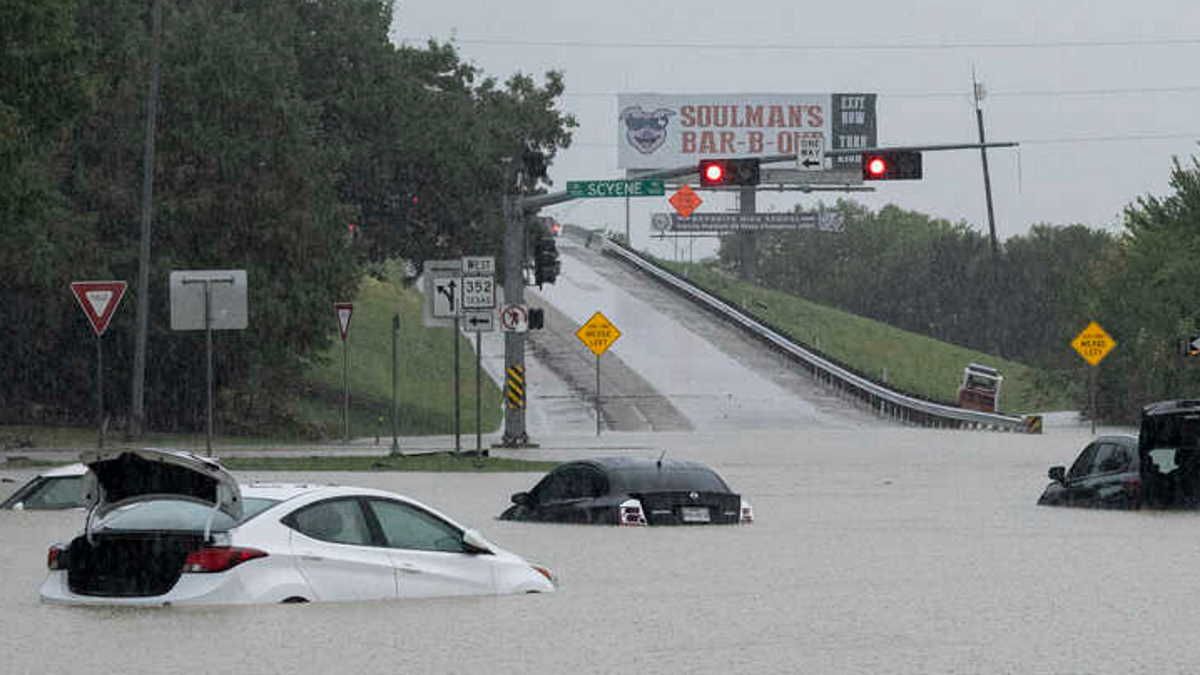 At least one dead in Dallas after storm, evacuation ordered and ...