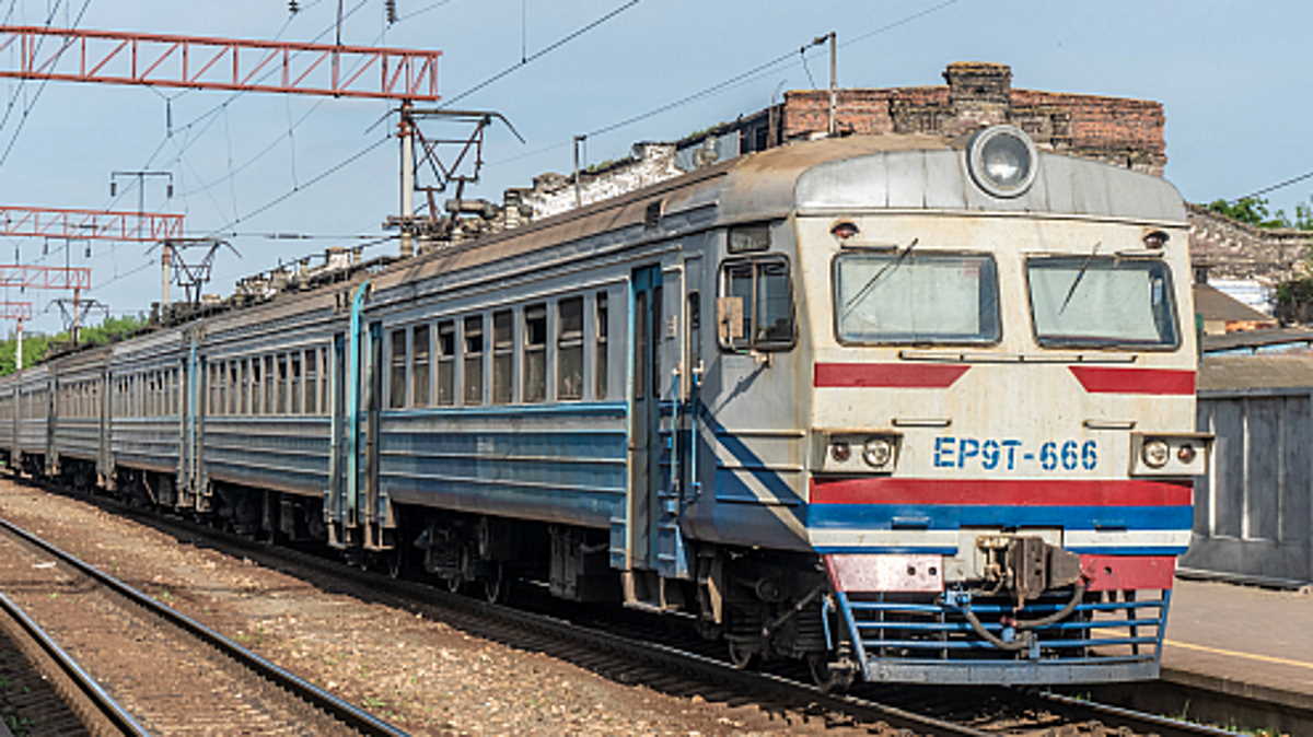 Officials in Ukrainian Railways accepted bribe, police says | News ...