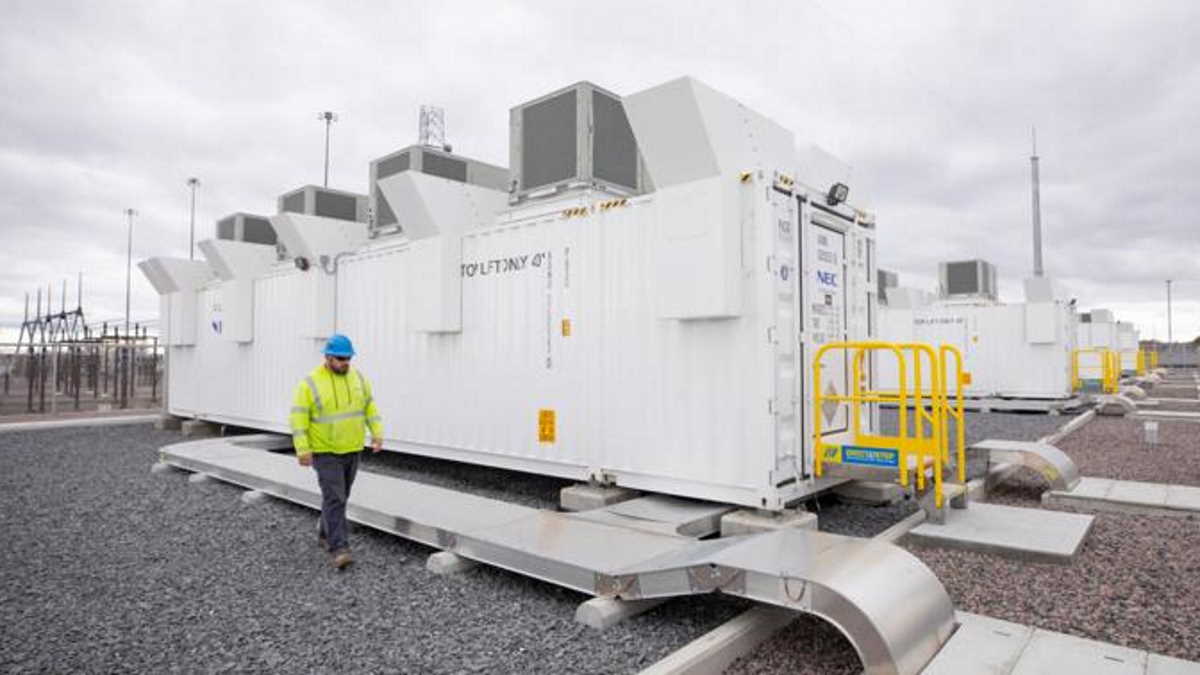 New York: First state utility energy storage system operating in North ...