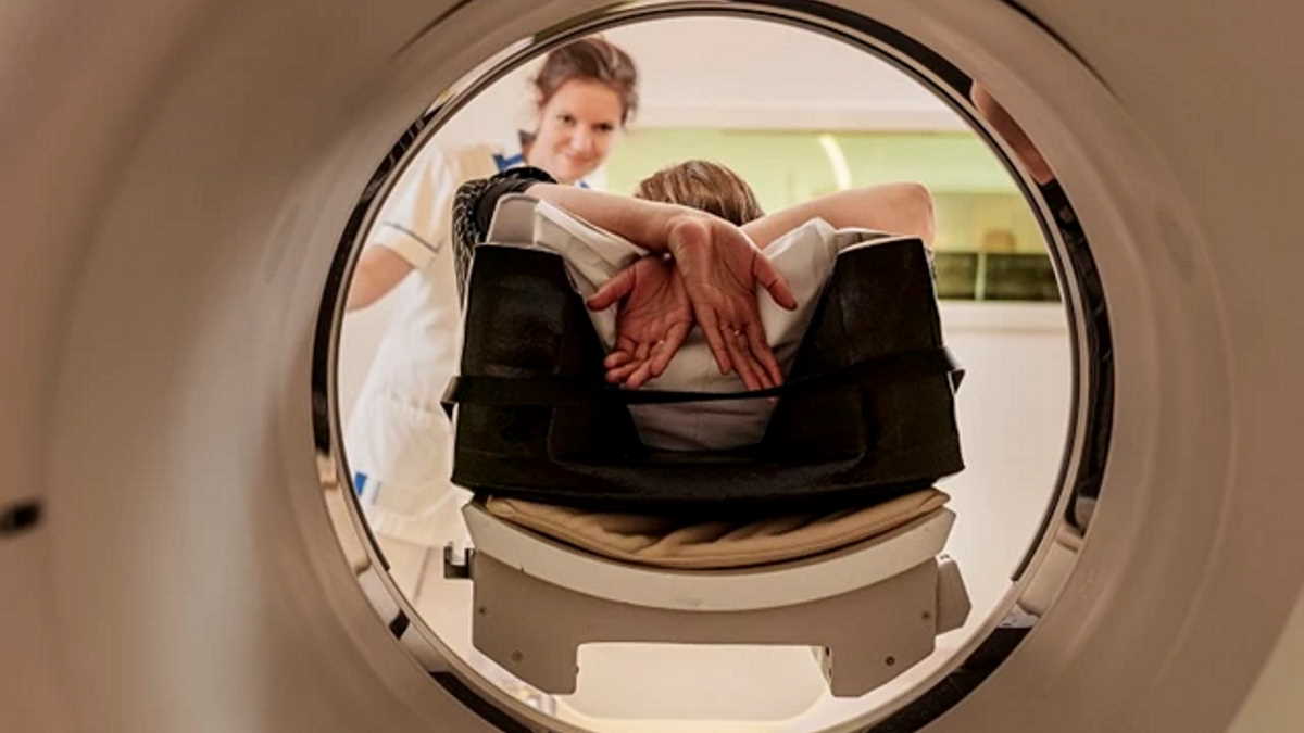 â‚¬2 billion Dutch measure to support production of medical ...