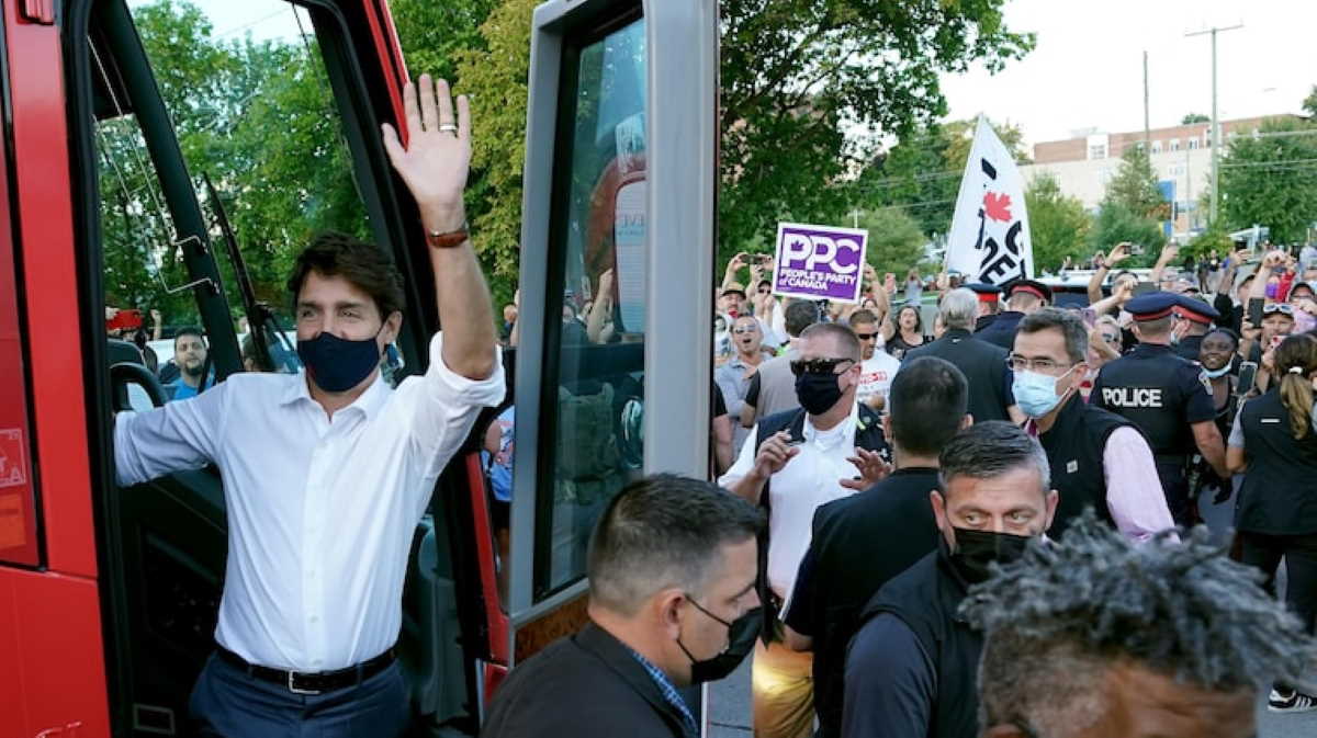 Trudeau met with flying gravel at campaign trail | News | POST Online Media