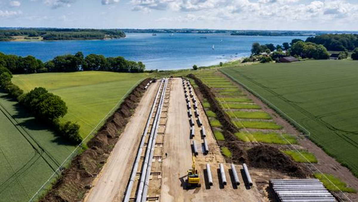 Poland, Denmark inaugurate Baltic Pipe gas pipeline | Business | POST ...