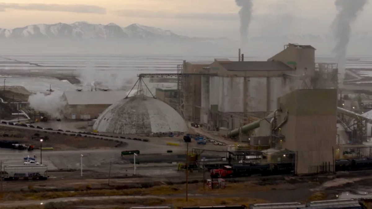 SEC charges Compass Minerals for misleading investors about its ...