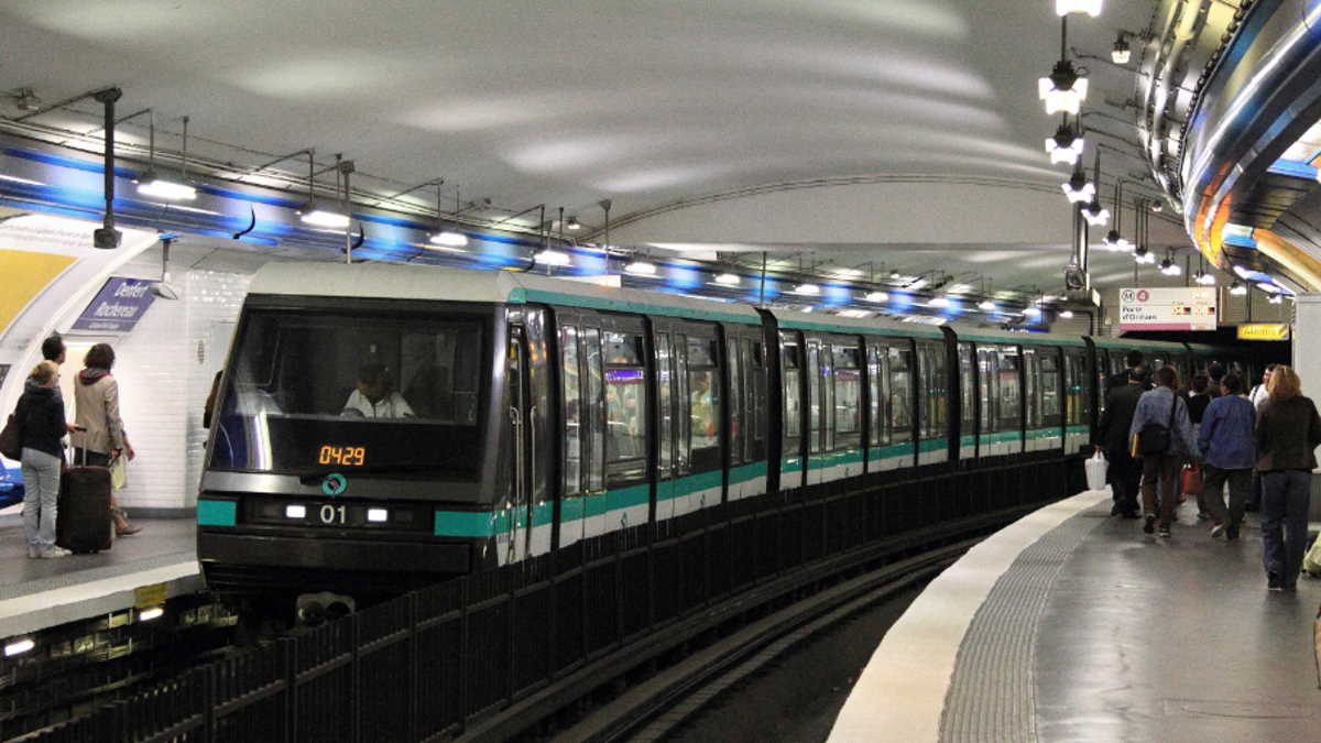 Paris metro Line 4 goes driverless | Business | POST Online Media