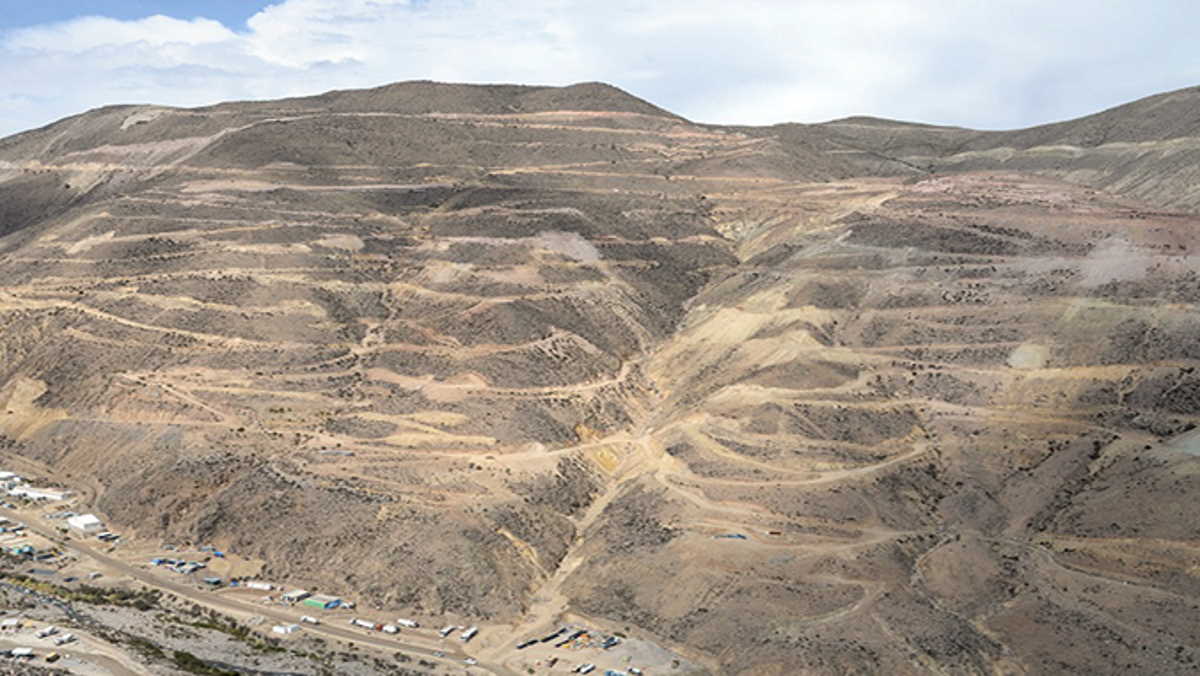 Anglo American to begin copper shipments from Quellaveco, Peru ...