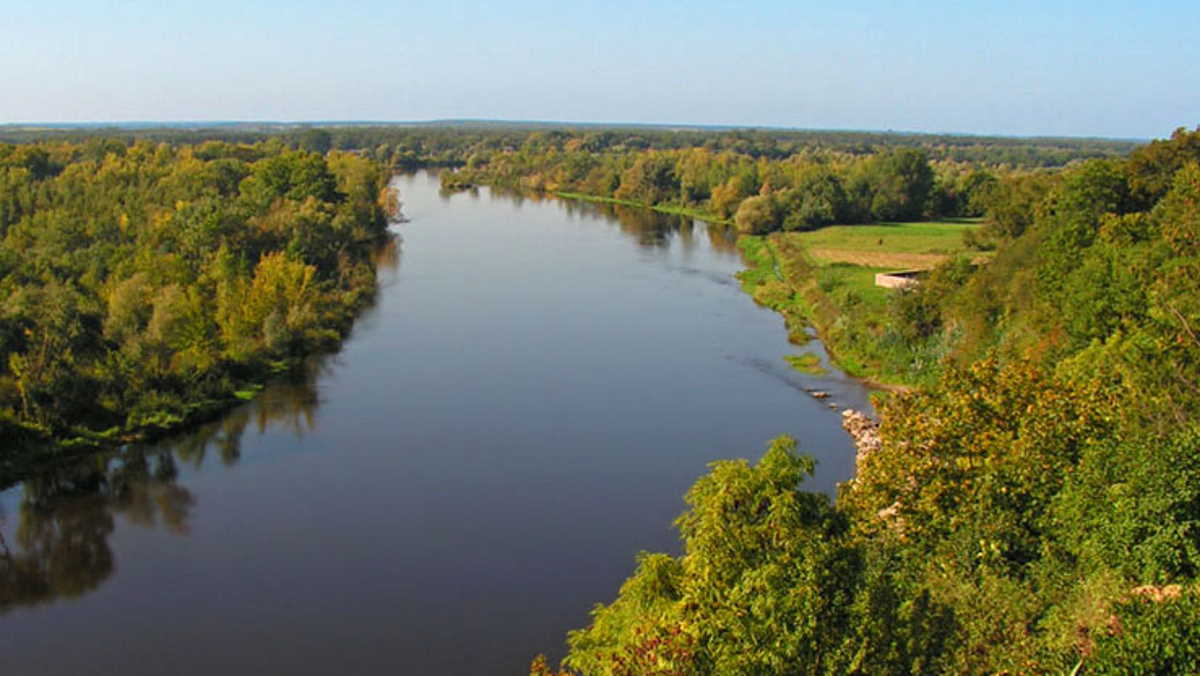 Poland to start installing electronic barrier on Belarusian border ...