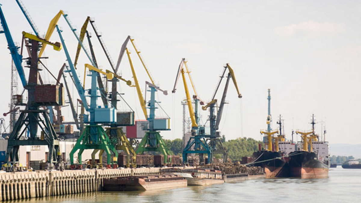 Ukraine limits cargo shipments to Danube port | Business | POST Online ...