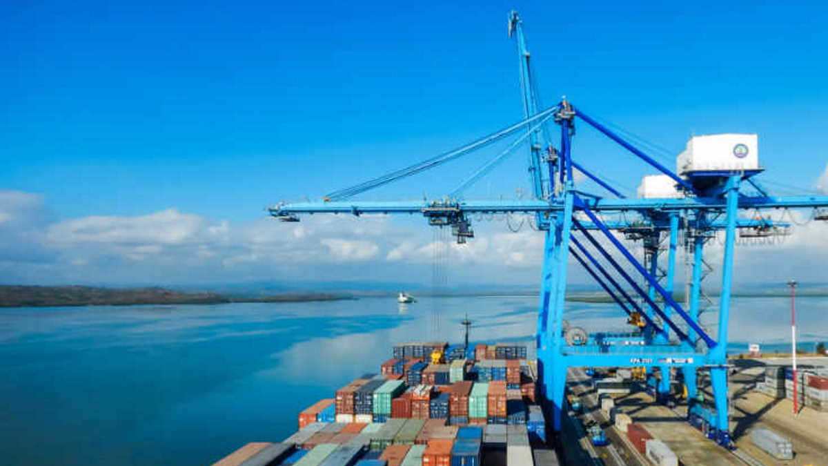 Kenya begins livestock exports through Chinese-built Lamu port ...