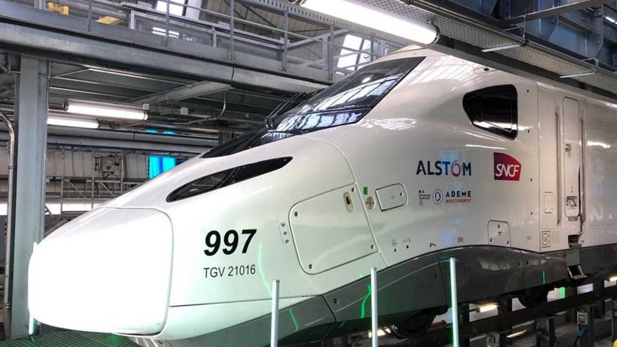 Alstom and SNCF ramp up testing on new generation of French high speed ...
