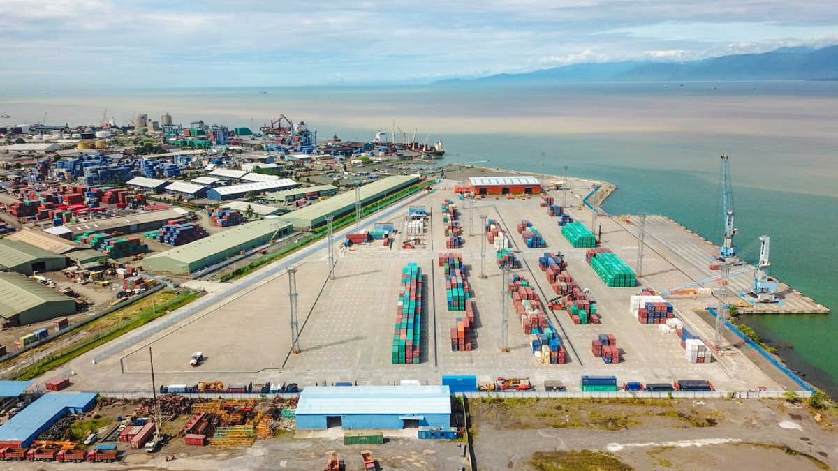 South Pacific International Container Terminal gets new hybrid RTGs ...