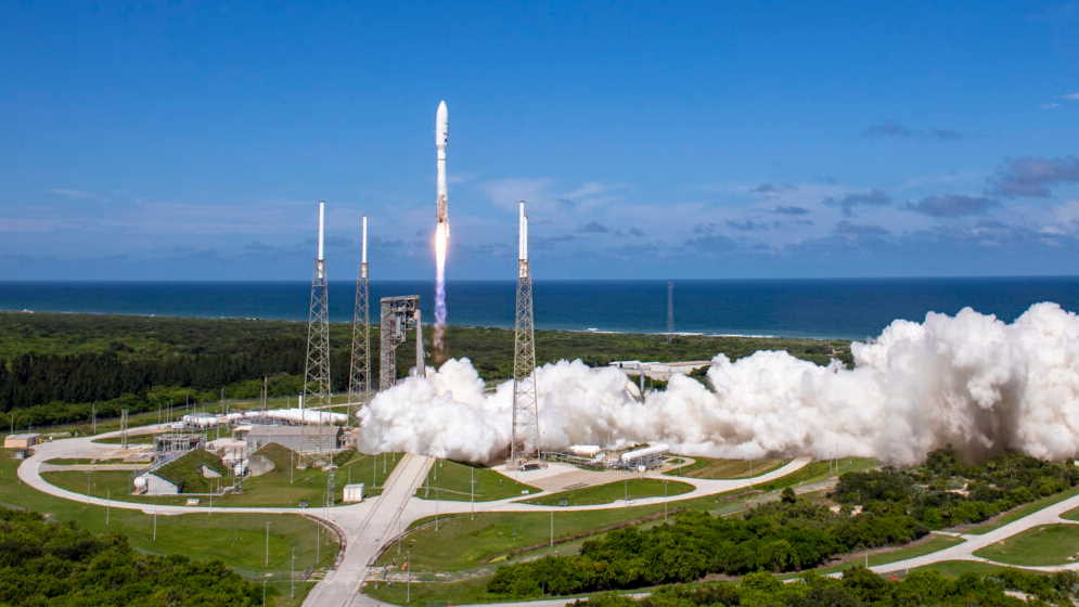 ULA Atlas 5 launches first Project Kuiper satellites | News | POST ...