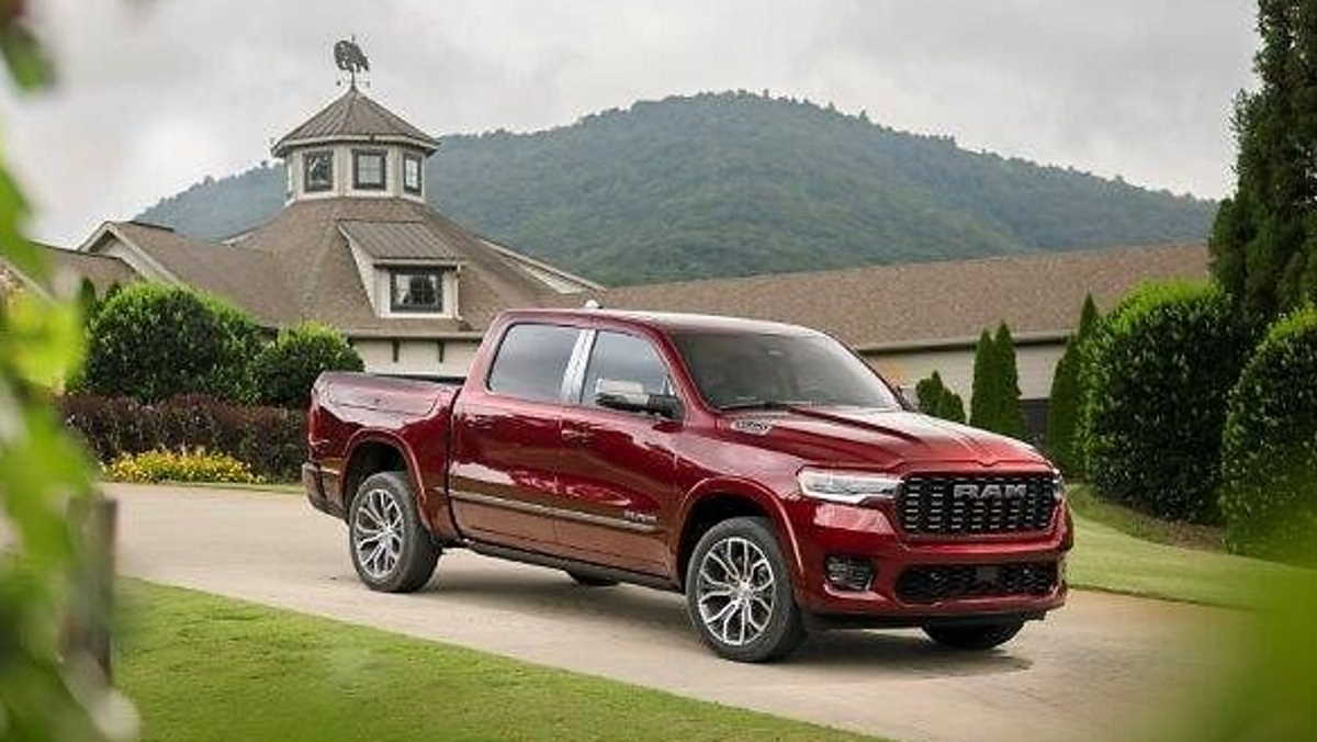 New 2025 Ram 1500, Hurricane 3L and 420 horsepower | Sea, Land, Air ...