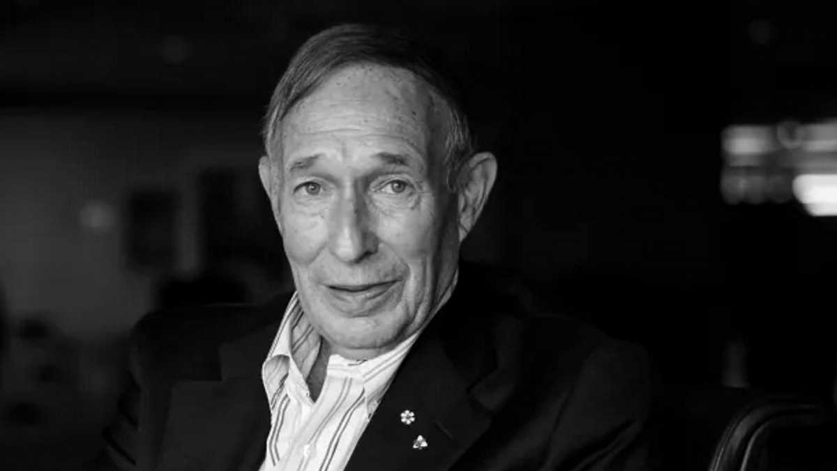 George Cohon, founder of McDonald's Canada who helped bring chain to ...