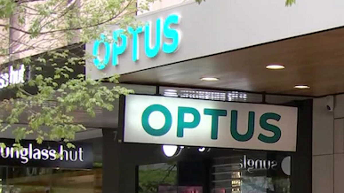 Optus outage causes chaos in Australia before services restored | News ...