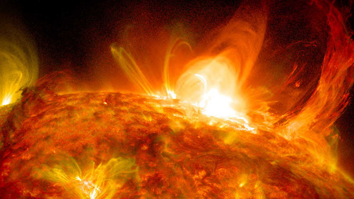 Earth braces for geomagnetic storm on November 30 after two powerful ...