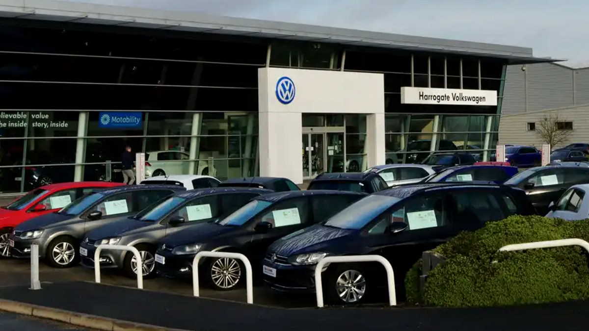 Vertu Motors acquires South West based Helston Garages Group ...