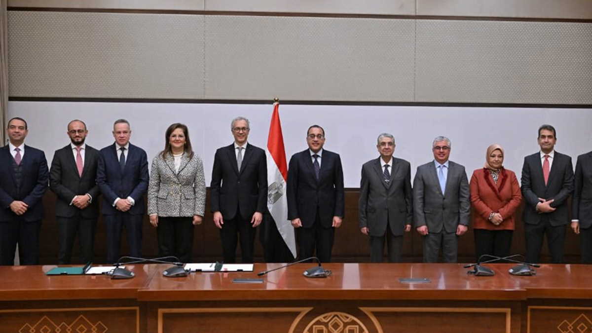 ACWA Power in $4 billion deal for green hydrogen project in Egypt ...