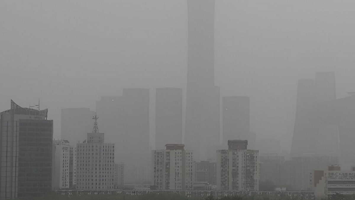 China air pollution worsens in 2023, first time in decade | Meantime ...
