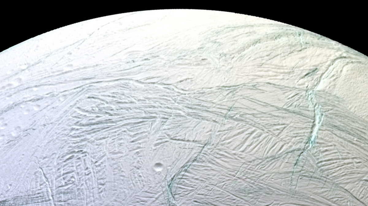 NASA study finds key ingredient for life at Saturn's moon Enceladus ...