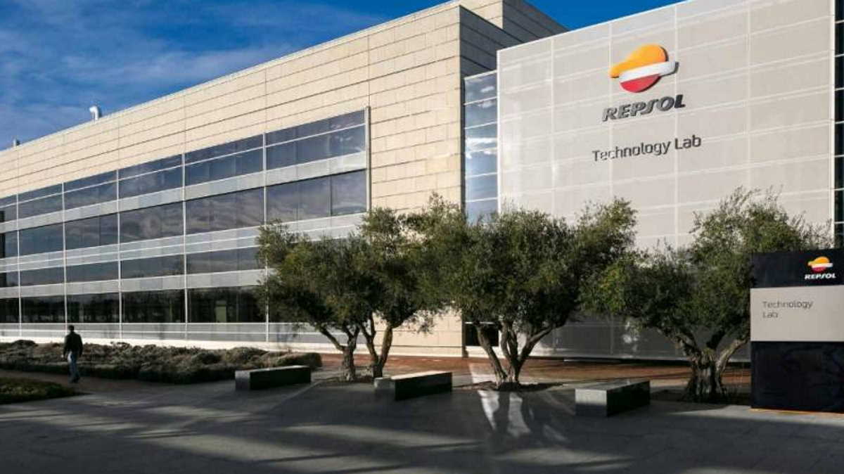 Spanish competition watchdog investigates oil company Repsol ...