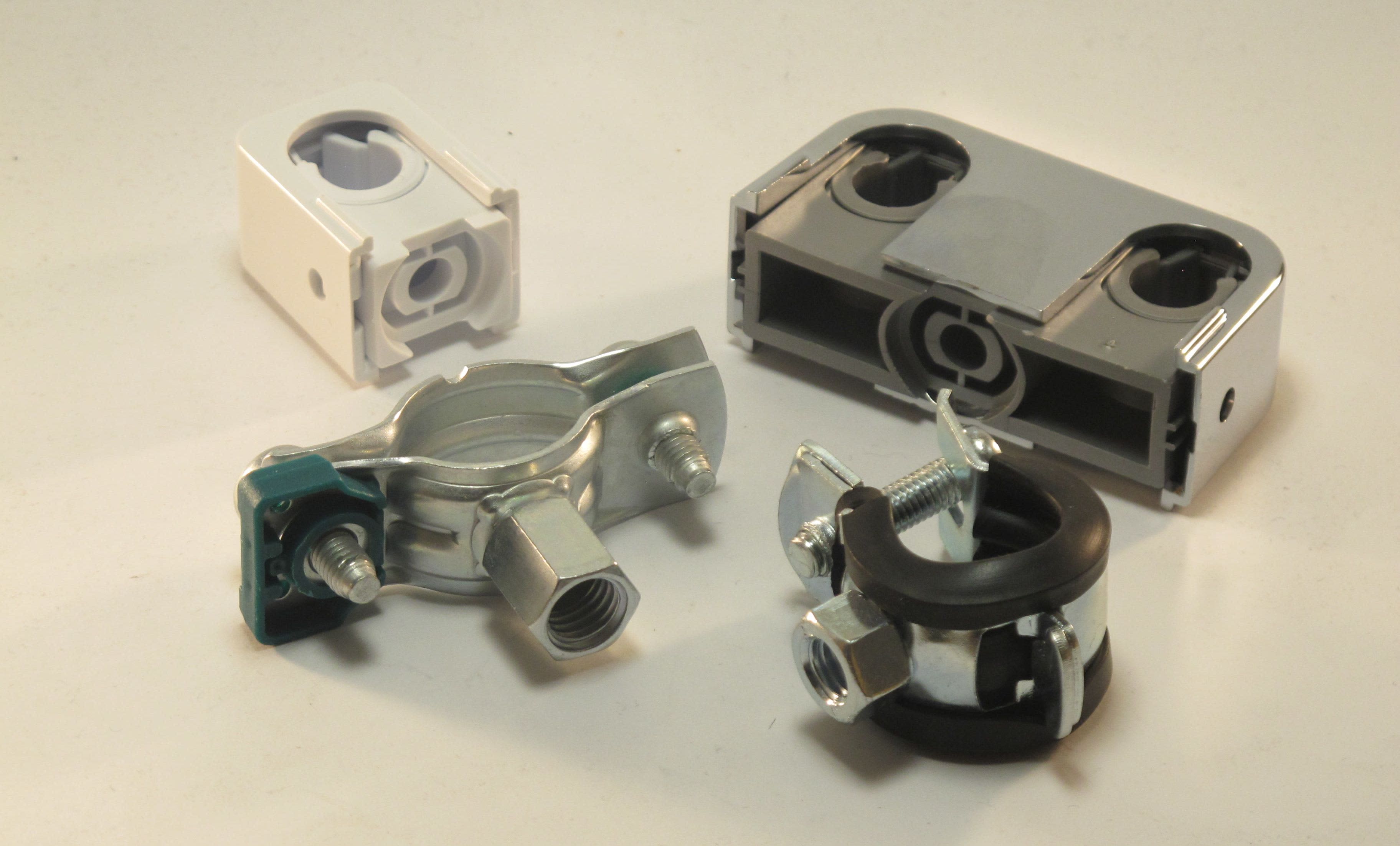 Klammer og festemateriell