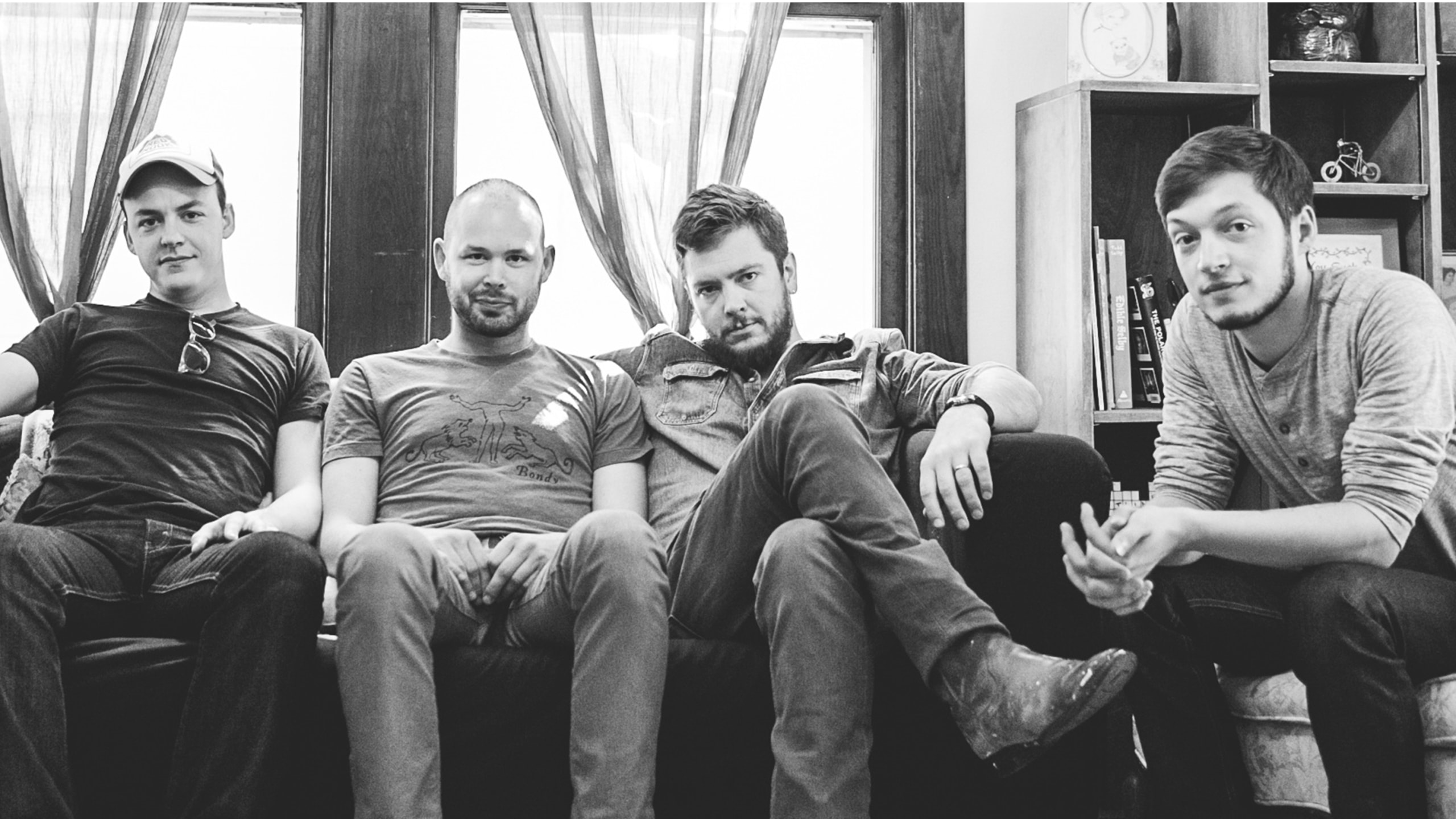 Field Report - A Session With Field Report - VEEPS