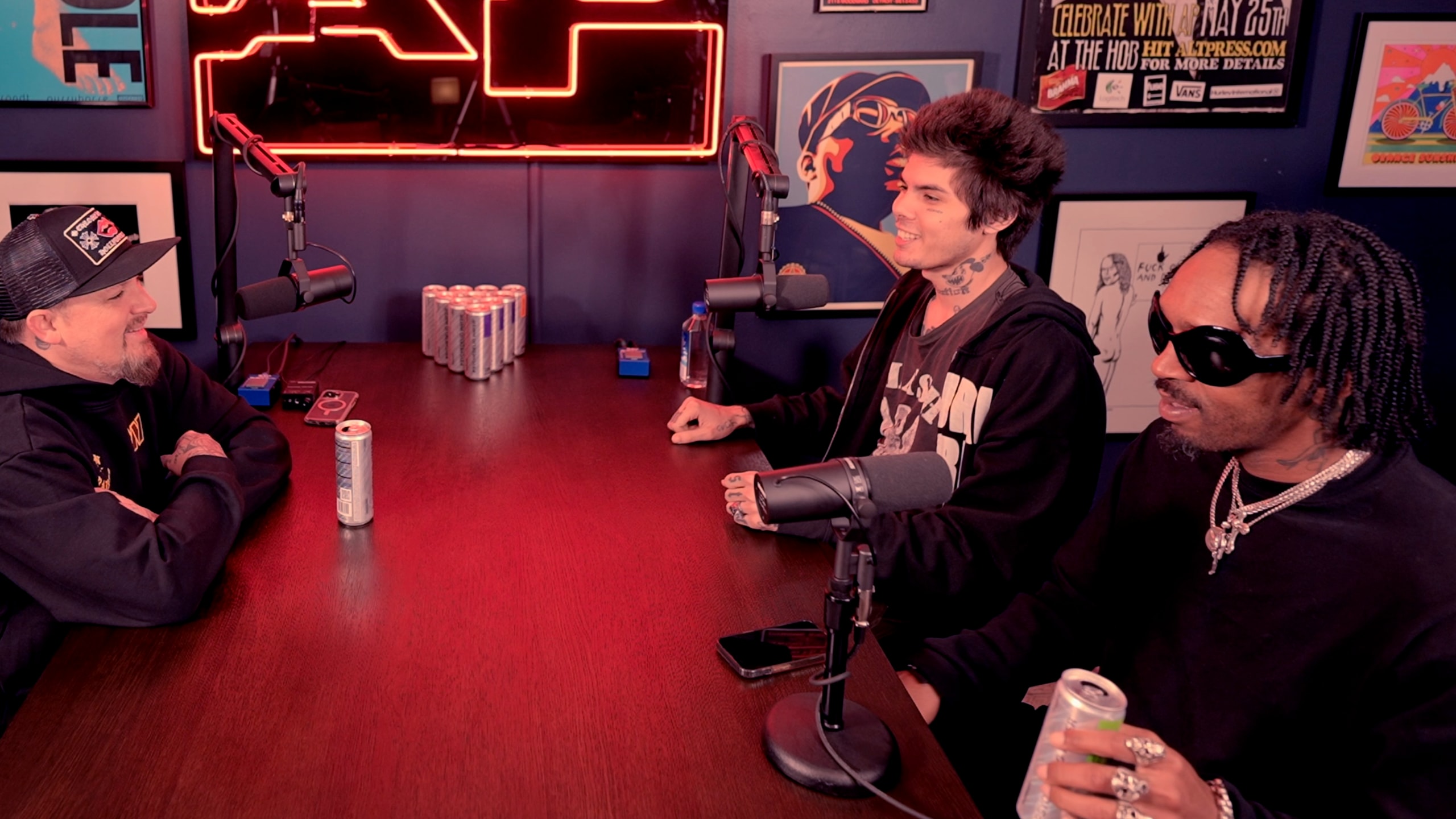 Nascar Aloe - Nascar Aloe and Myagi of Deathproof - VEEPS