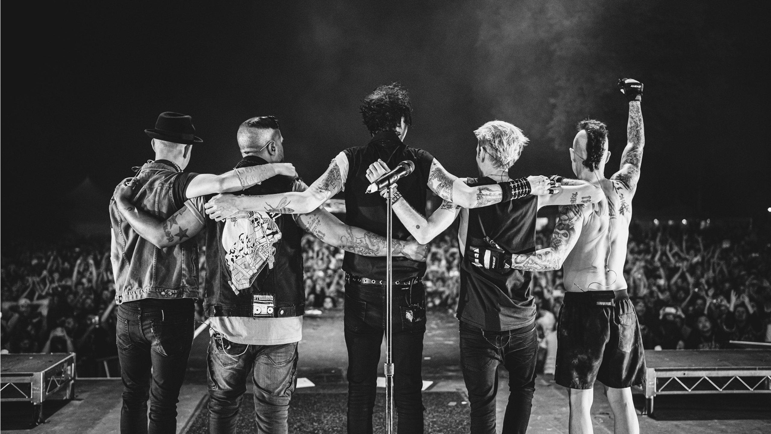 Sum 41 - Live From Chicago: Riot Fest Aftershow - VEEPS