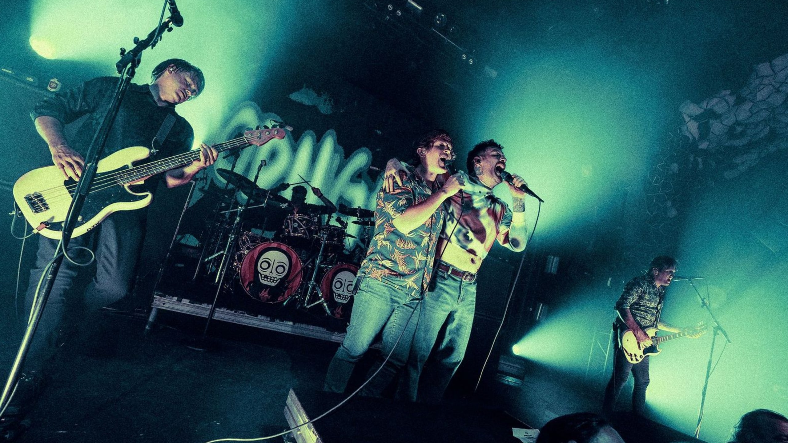 Senses Fail + Saves The Day - Senses Fail + Saves The Day - VEEPS