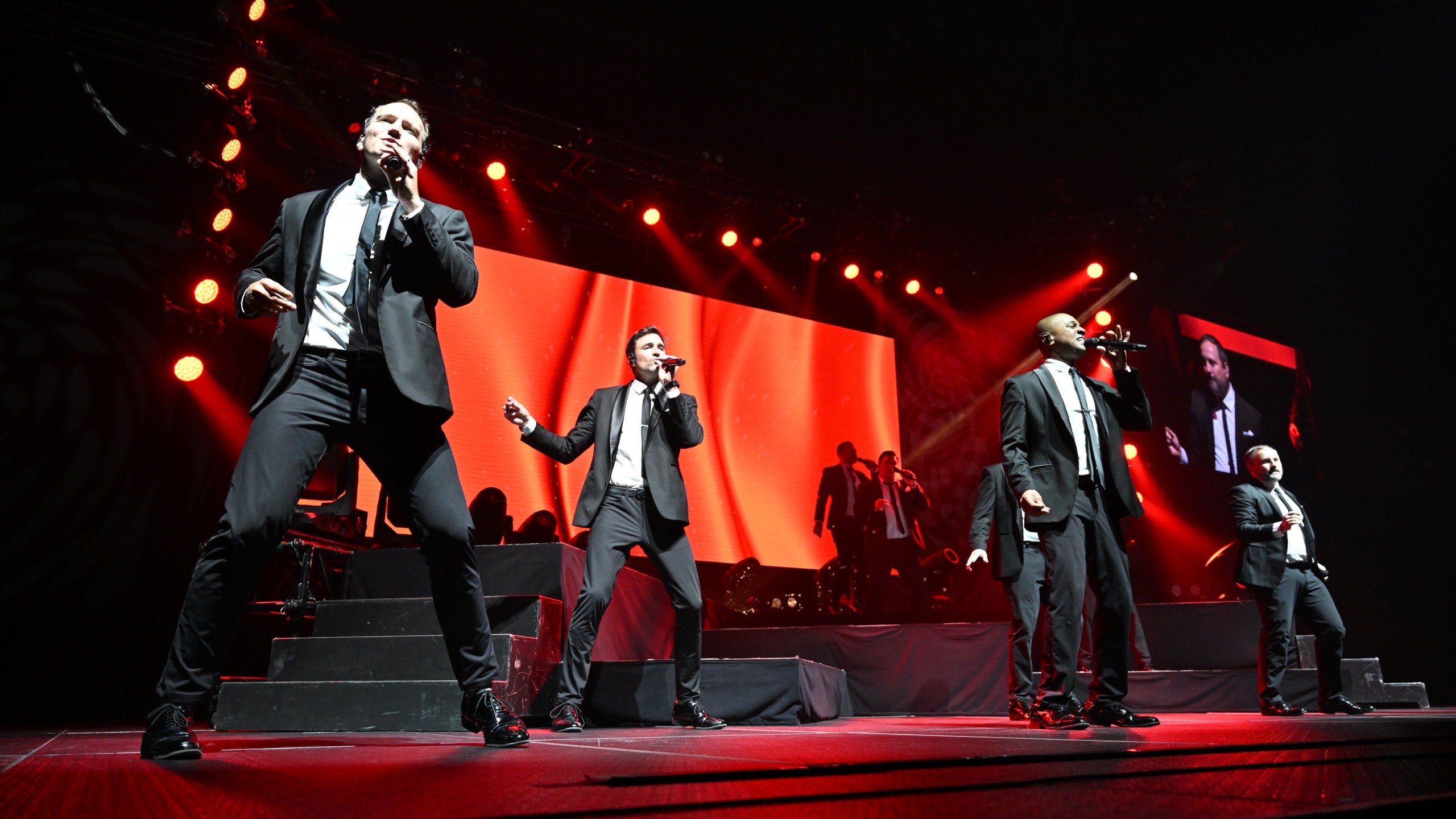 Straight No Chaser - Straight No Chaser: Holiday Road Tour Livestream ...