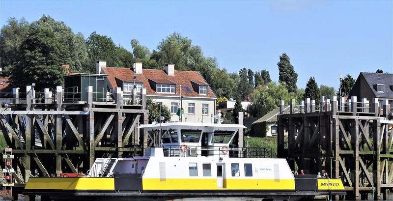 JAN VAN EYCK - Vesseljoin