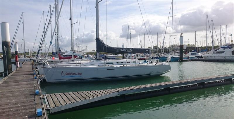 MOONLIGHT SHADOW - Vesseljoin