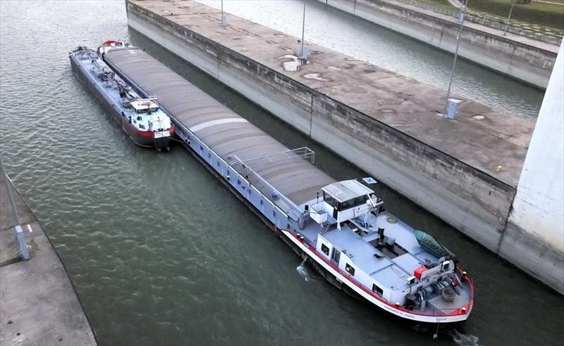 RUBISHIPS VII LARGO - Vesseljoin