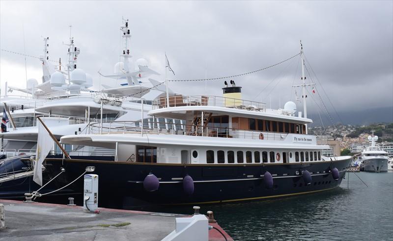 FLY ME TO THE MOON - Vesseljoin