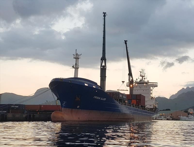 CONTSHIP VIE - Vesseljoin