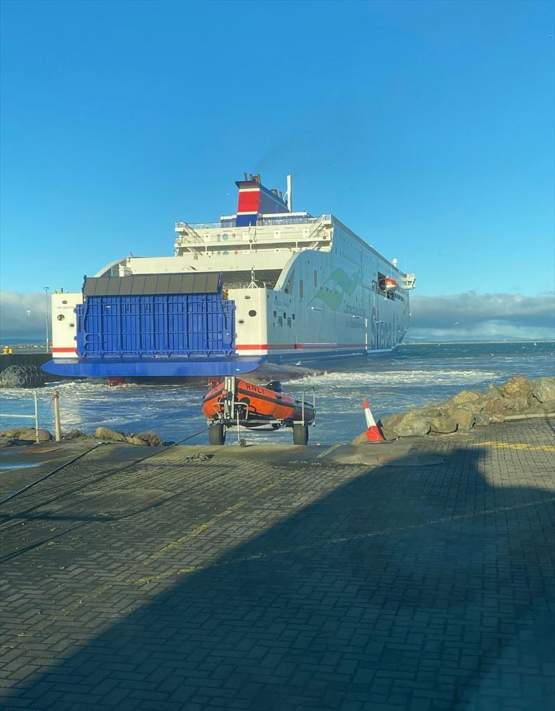 STENA EMBLA - Vesseljoin