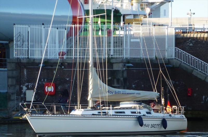 MAY BRITT - Vesseljoin