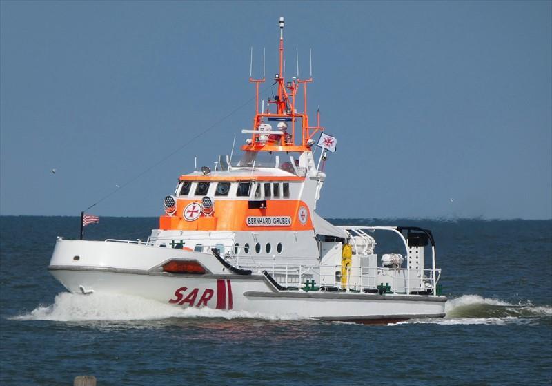 BERNHARD GRUBEN - Vesseljoin