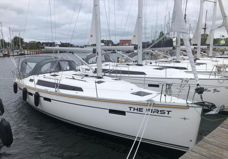 THE FIRST - Vesseljoin